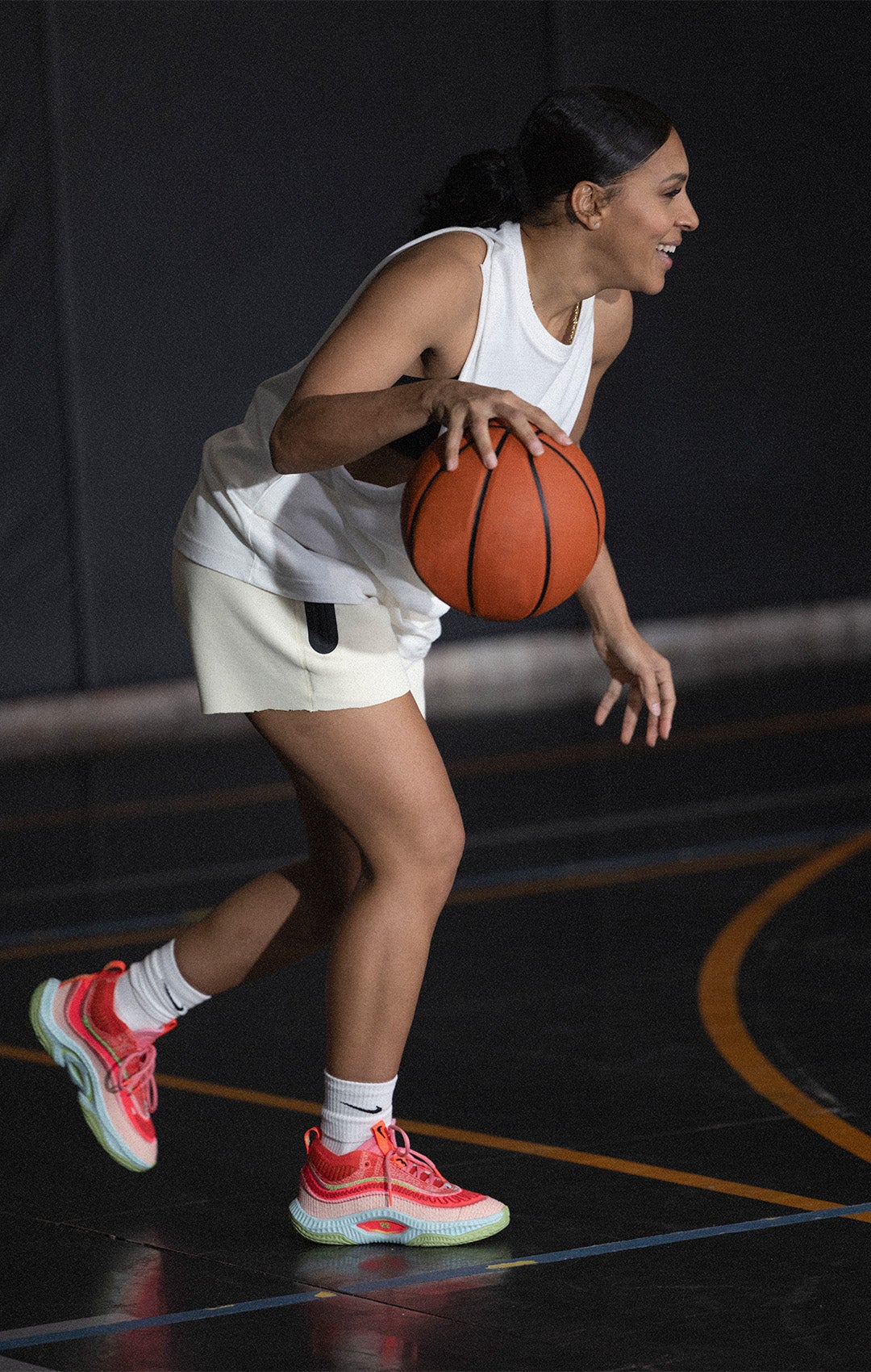 Basketball Shoes Clothing & Accessories | Foot Locker Portugal