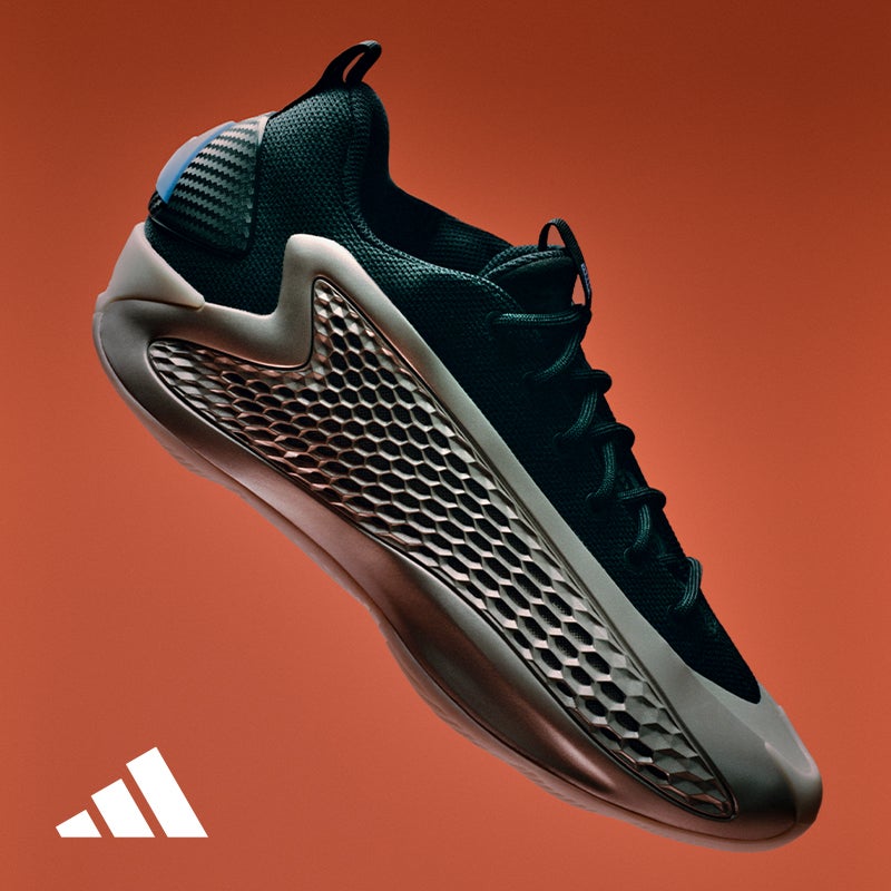 The Heart of Sneakers | Foot Locker Greece